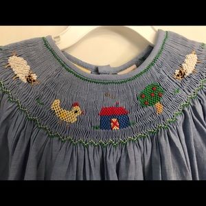Carriage Boutique | Dresses | Girls 4t Carriage Boutique Smocked Dress ...